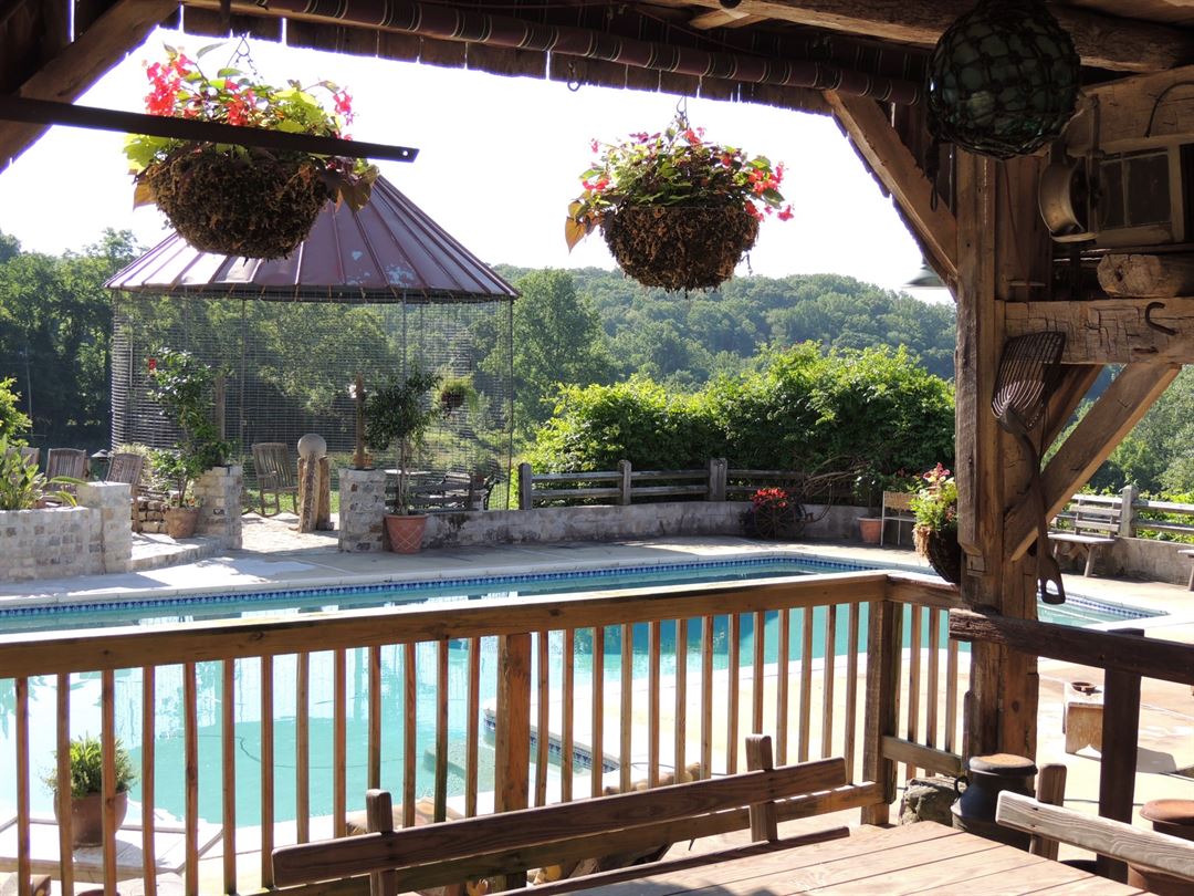 Spring Hill Manor - Rising Sun, MD - Wedding Venue