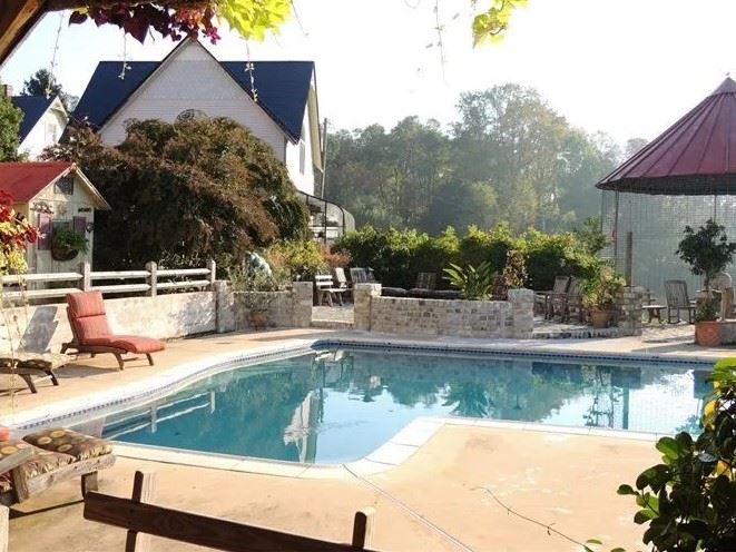 Spring Hill Manor - Rising Sun, MD - Wedding Venue