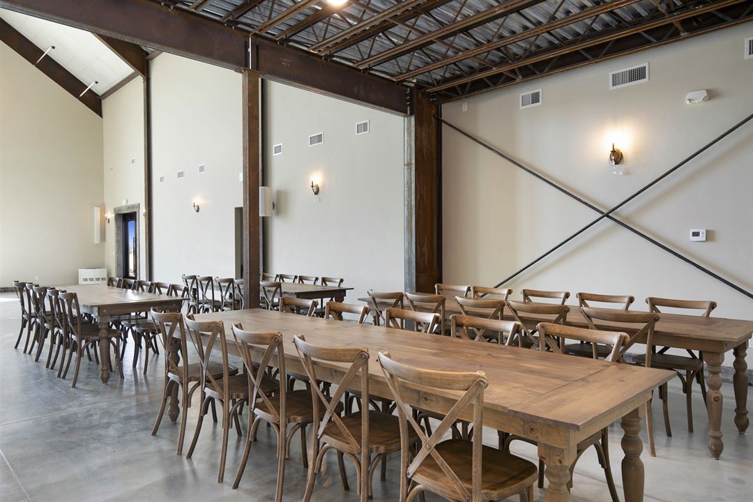 Rustic Daisy Event Barn - Nampa, ID - Wedding Venue