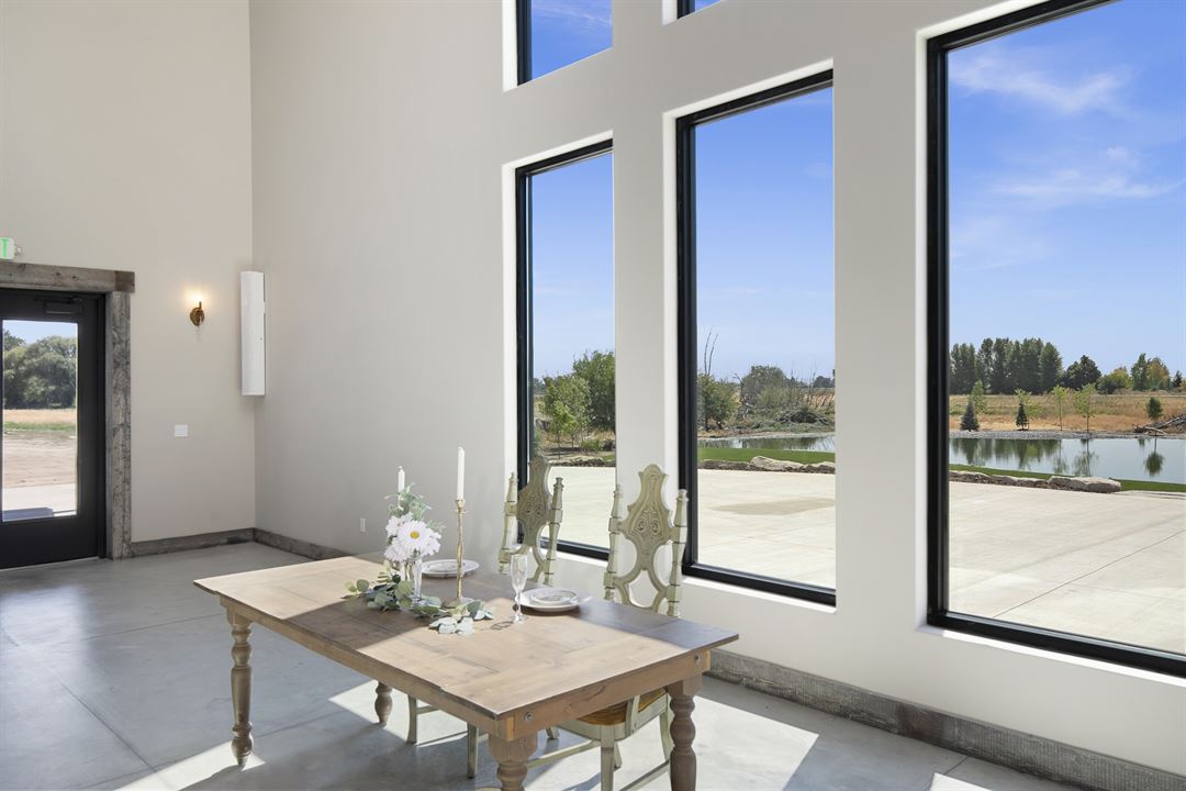 Rustic Daisy Event Barn - Nampa, ID - Wedding Venue