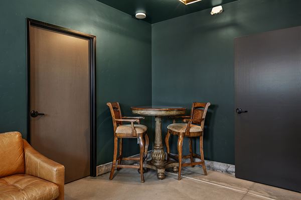 Rustic Daisy Event Barn - Nampa, ID - Wedding Venue