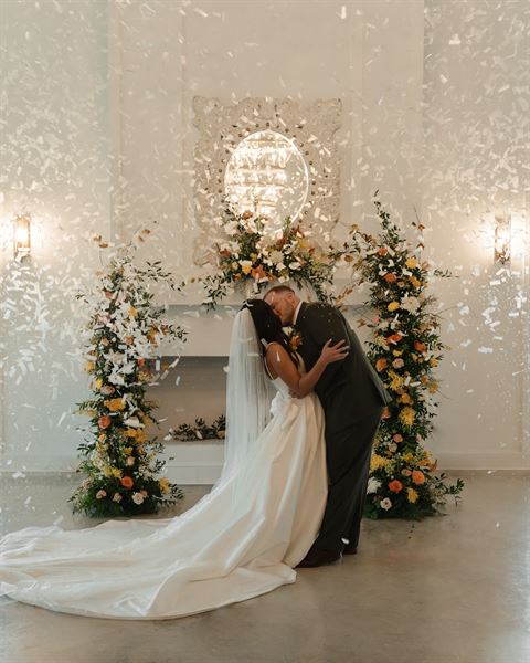 The Colonial at Sunset - San Antonio, FL - Wedding Venue