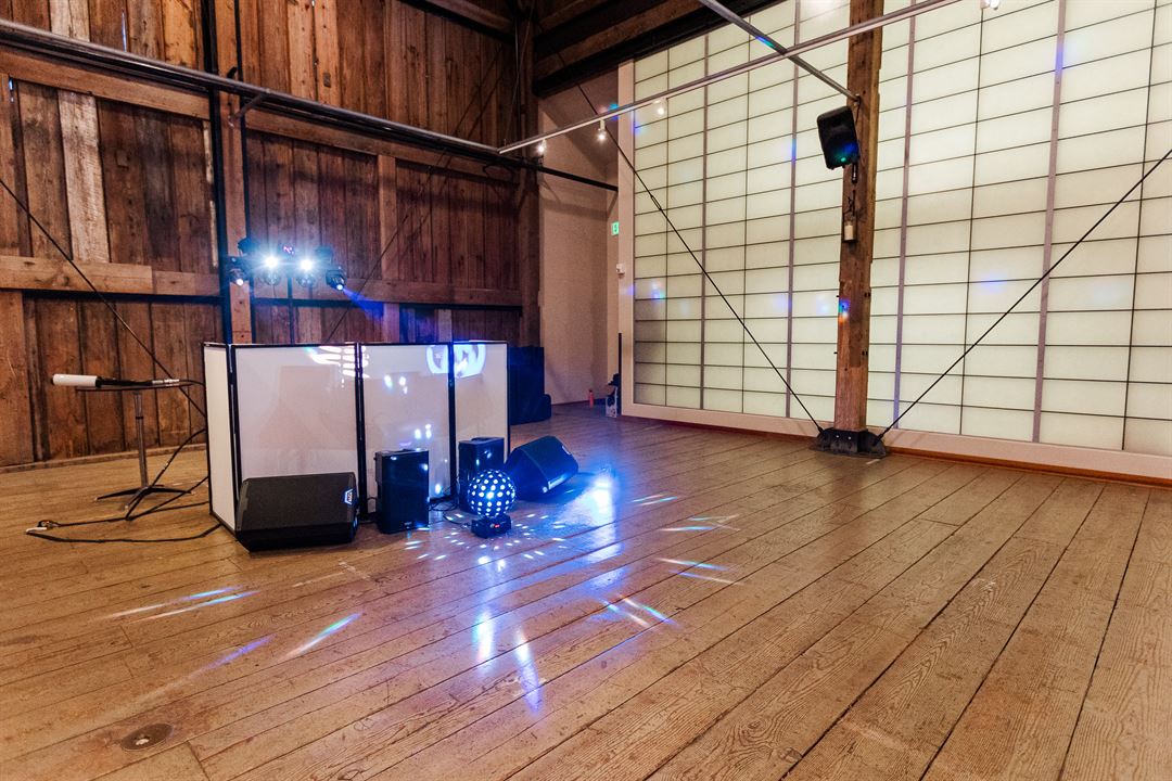 Pickering Barn - Issaquah, WA - Wedding Venue