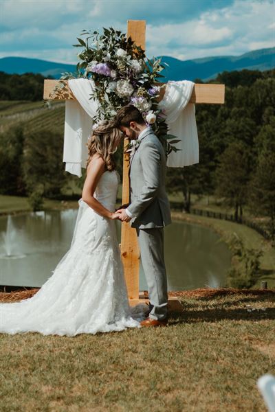 The Overlook at KC Bison Ranch - Dahlonega, GA - Wedding Venue
