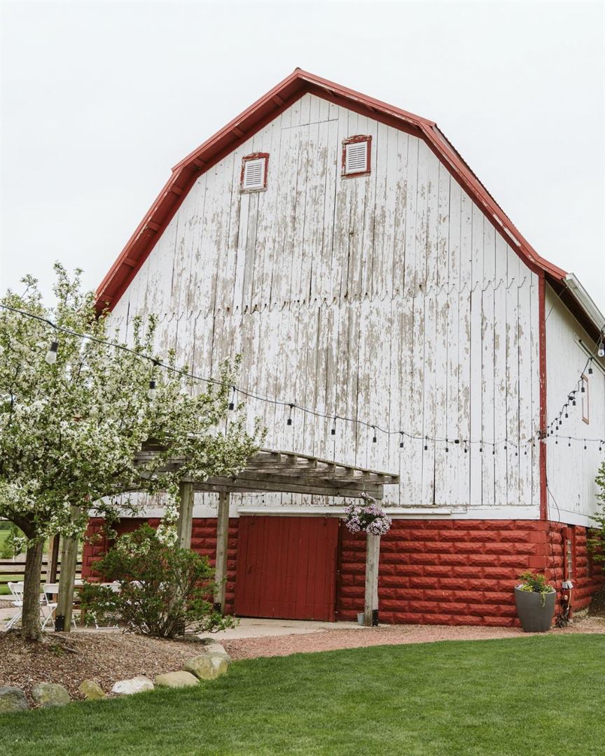 Brighton Acres - Oshkosh, WI - Party Venue