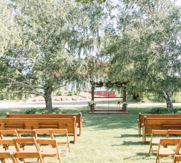 Brighton Acres - Oshkosh, WI - Party Venue