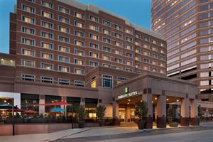 Embassy Suites by Hilton Cincinnati RiverCenter - Covington, KY ...