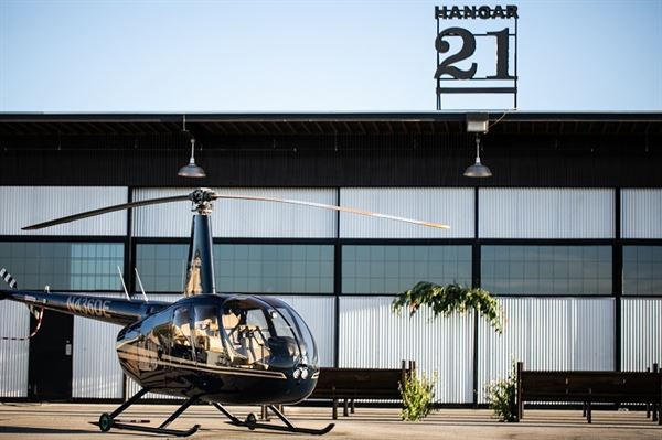 hangar 21 south - Fullerton, CA - Wedding Venue
