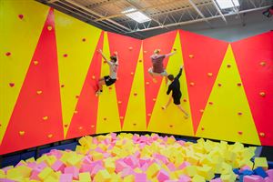 Cosmic Air Adventure Park & Arcade - Houston, TX - Party Venue