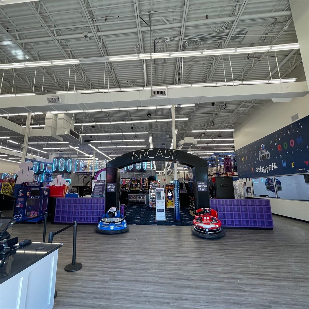 Cosmic Air Adventure Park & Arcade - Houston, TX - Party Venue