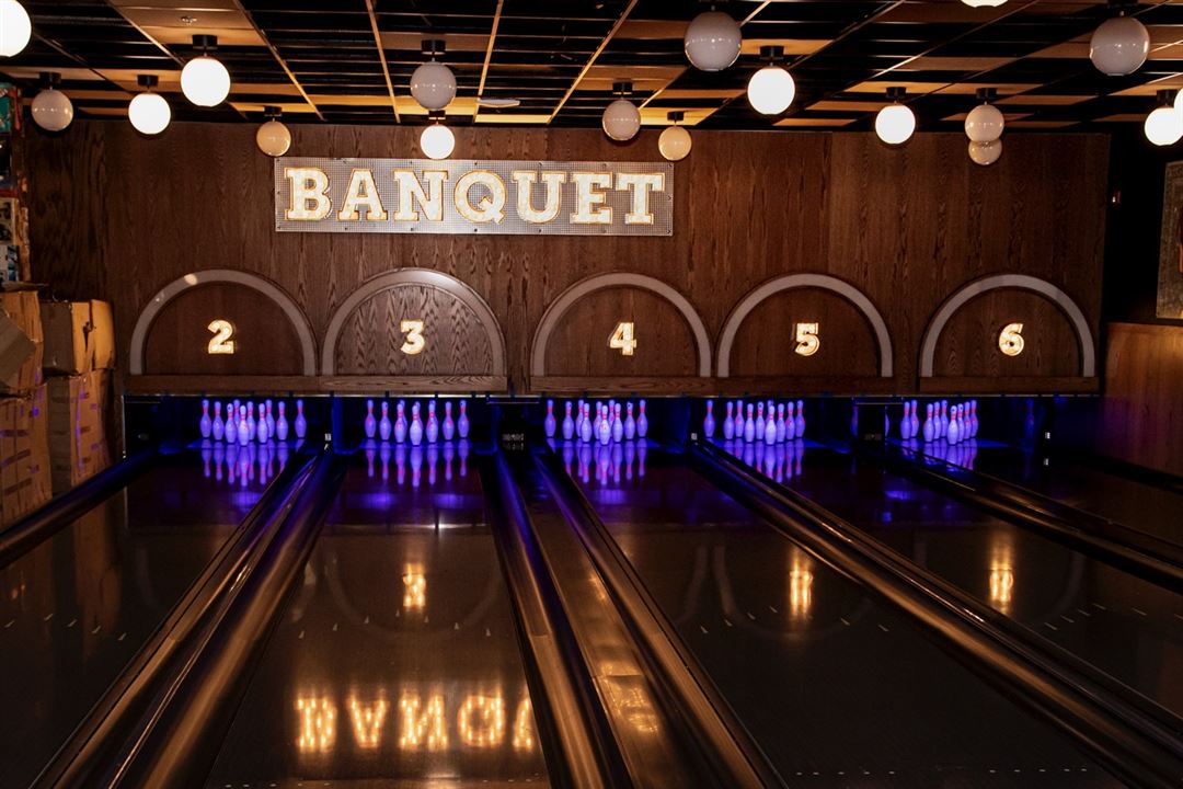 The Banquet Bar - Mahogany - Calgary, AB - Party Venue