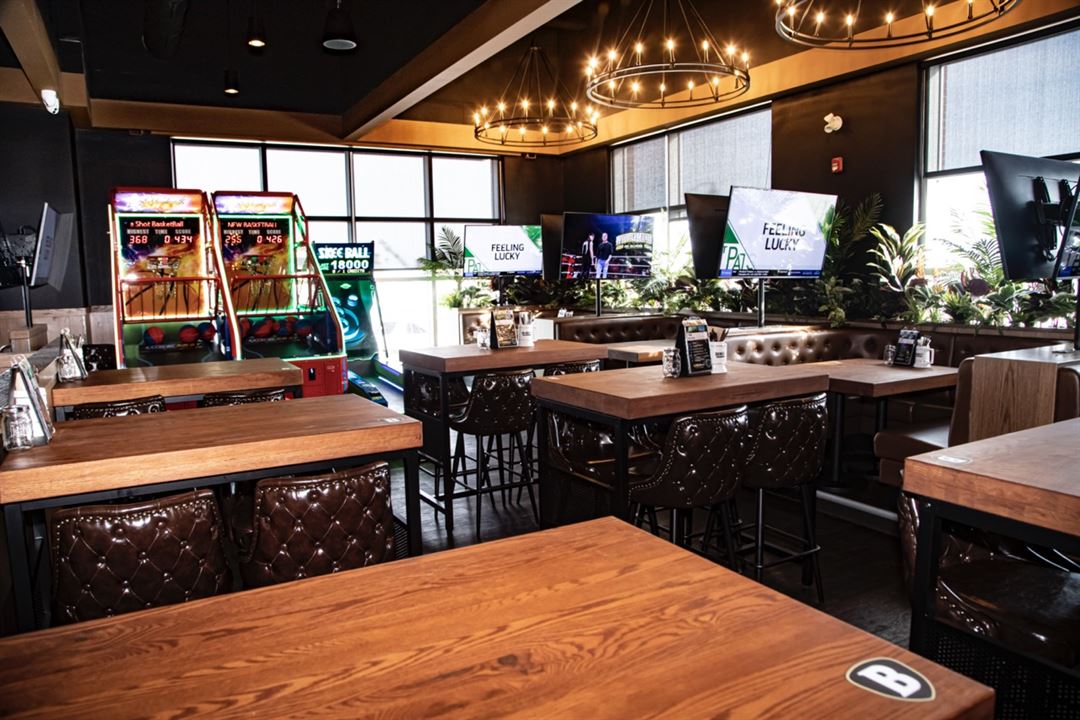 The Banquet Bar - Mahogany - Calgary, AB - Party Venue