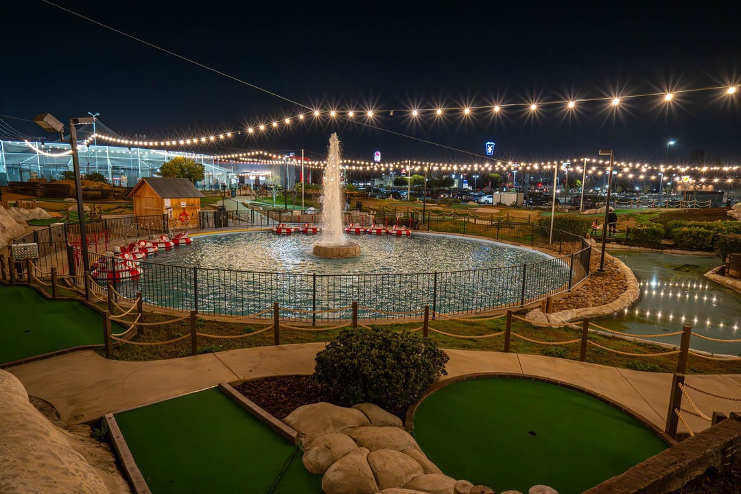 MB2 Entertainment - Bakersfield, CA - Party Venue