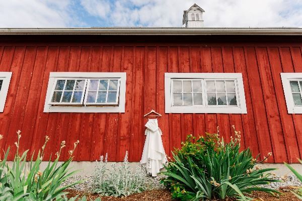 Pickering Barn - Issaquah, WA - Wedding Venue